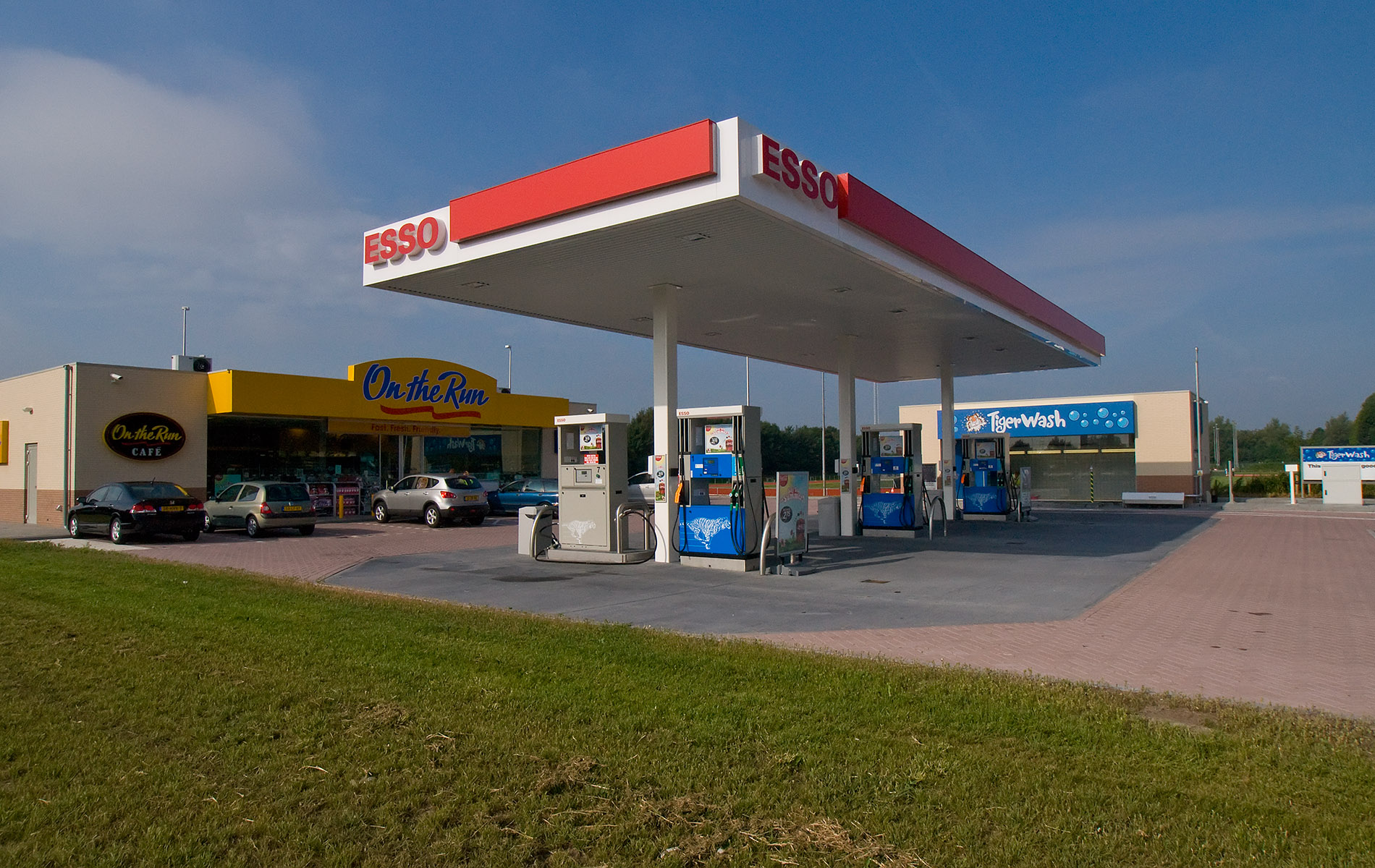 ESSO tankstation Veenendaal